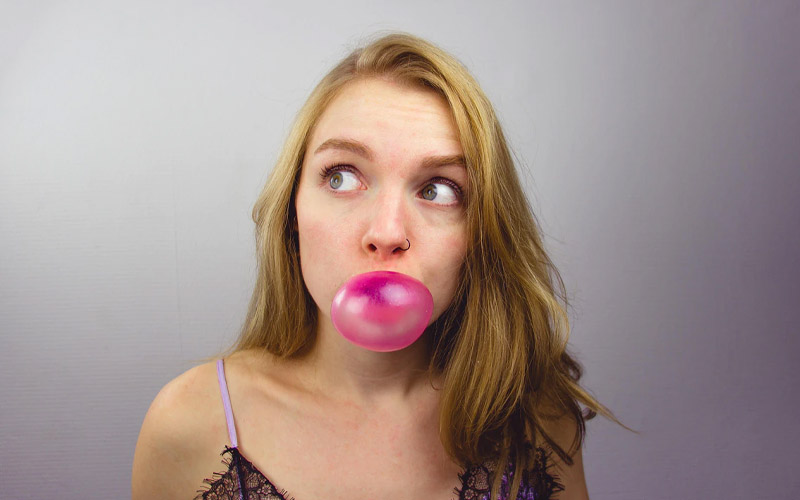 7 Everyday Habits that Give You Skin Wrinkles – Page 2 – Habits & Routines