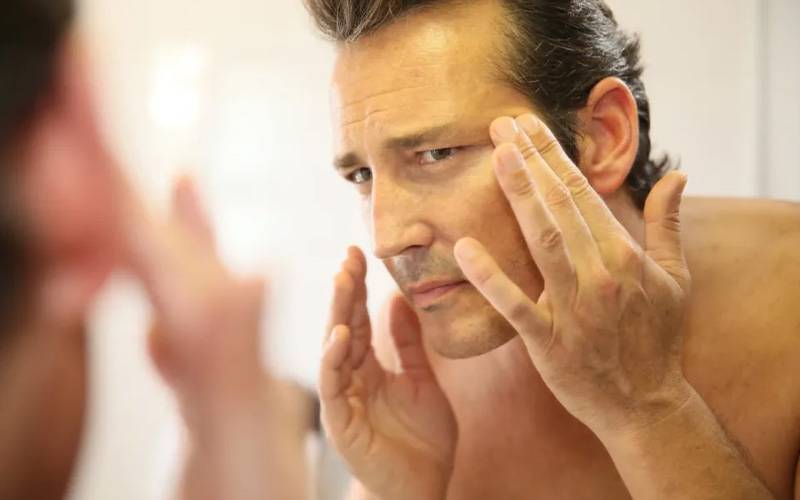 Stop Doing This While You Drink if You’re Over 50 – Habits & Routines