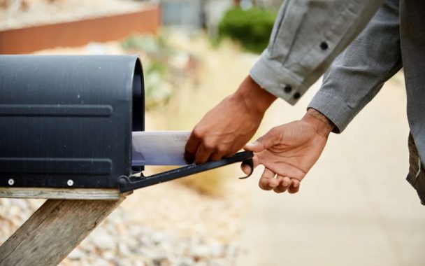 Doing This Increases Your Risk of Mail Theft, USPS Warns – Habits ...