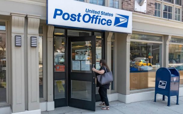 Doing This Increases Your Risk of Mail Theft, USPS Warns – Habits ...