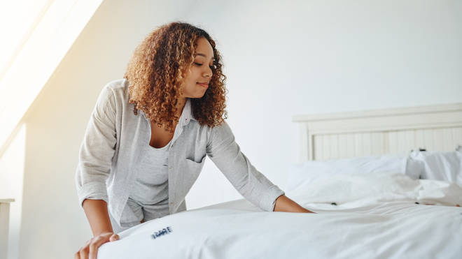 Stop Making Your Bed in the Morning, Research Implies – Habits & Routines