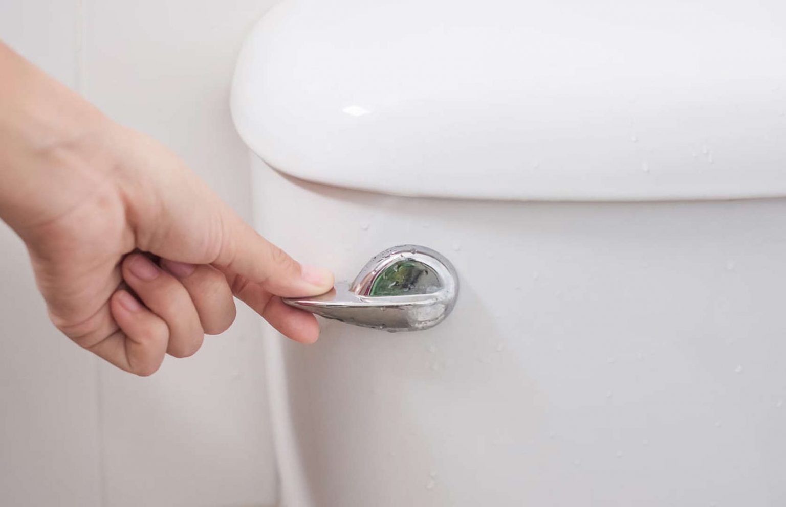 Nasty Bathroom Blunders You Need to Avoid – Habits & Routines