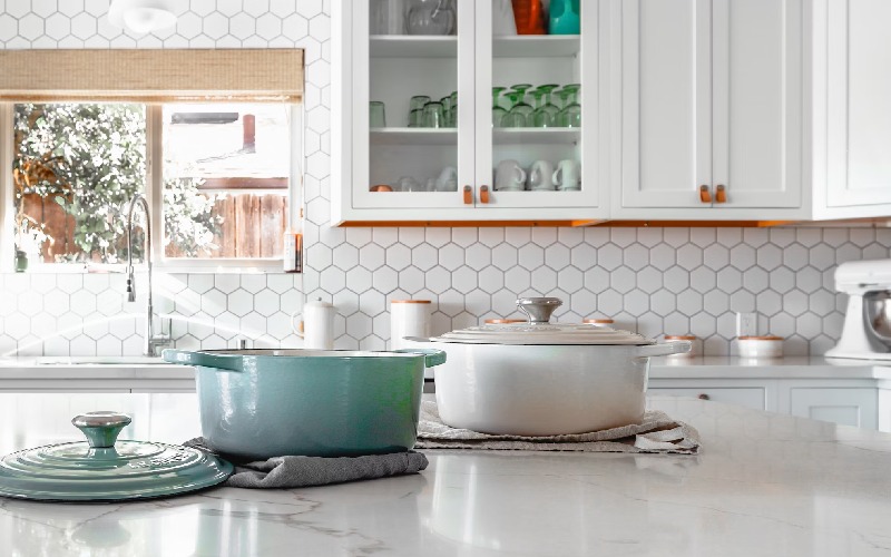 6 Food Items to Never Leave on the Kitchen Countertop – Habits & Routines
